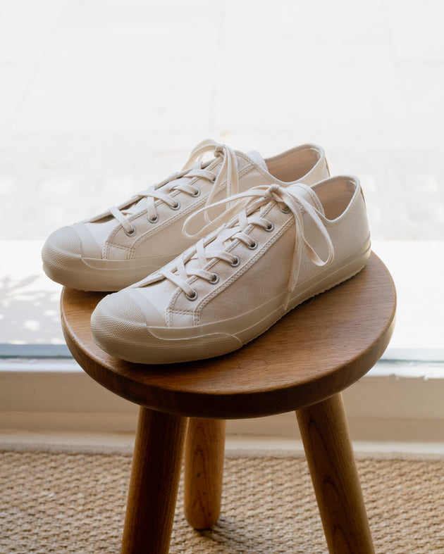 Doek Court Canvas Sneaker: Indigo